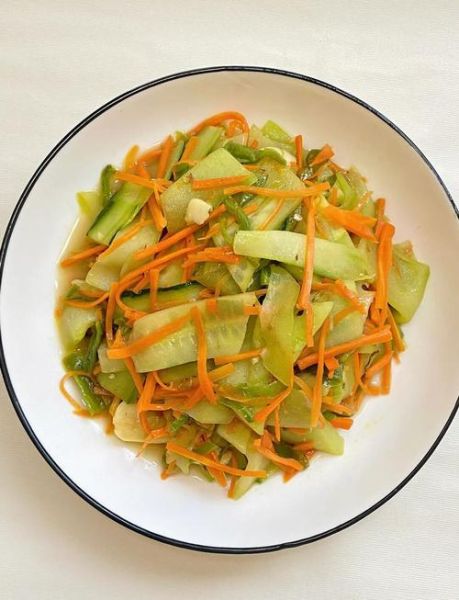 炒黄瓜片怎么炒才脆_黄瓜片炒几分钟最好-第1张图片-山城妙识 炒黄瓜片怎么炒才脆_黄瓜片炒几分钟最好-第1张图片-山城妙识