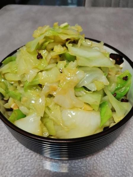 凉拌绿甘蓝要不要焯水_焯水多久才脆-第1张图片-山城妙识 凉拌绿甘蓝要不要焯水_焯水多久才脆-第1张图片-山城妙识