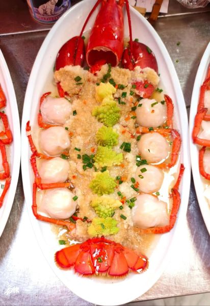 蒜蓉清蒸大龙虾怎么做_蒜蓉清蒸大龙虾蒸多久-第2张图片-山城妙识