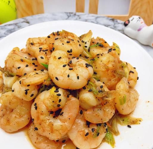 蒜香虾仁怎么做_蒜香虾仁需要焯水吗-第3张图片-山城妙识 蒜香虾仁怎么做_蒜香虾仁需要焯水吗-第3张图片-山城妙识