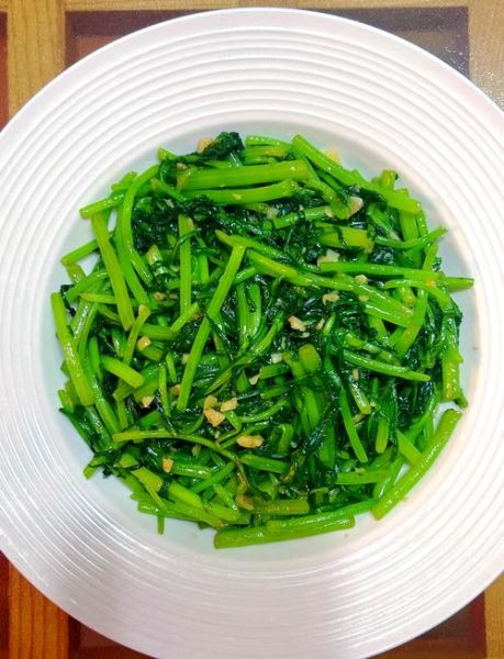 茼蒿菜烧汤怎么做_茼蒿菜烧汤需要焯水吗-第1张图片-山城妙识 茼蒿菜烧汤怎么做_茼蒿菜烧汤需要焯水吗-第1张图片-山城妙识