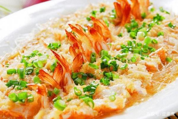 蒜蓉蒸虾怎么做才鲜嫩_蒜蓉蒸虾的家常做法窍门-第3张图片-山城妙识 蒜蓉蒸虾怎么做才鲜嫩_蒜蓉蒸虾的家常做法窍门-第3张图片-山城妙识