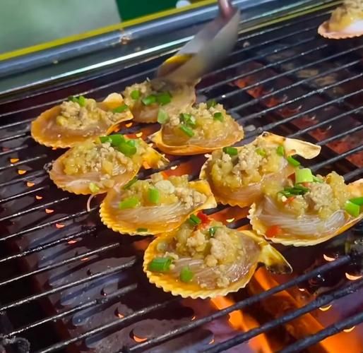 生蚝和扇贝的区别_如何挑选新鲜生蚝扇贝-第1张图片-山城妙识 生蚝和扇贝的区别_如何挑选新鲜生蚝扇贝-第1张图片-山城妙识