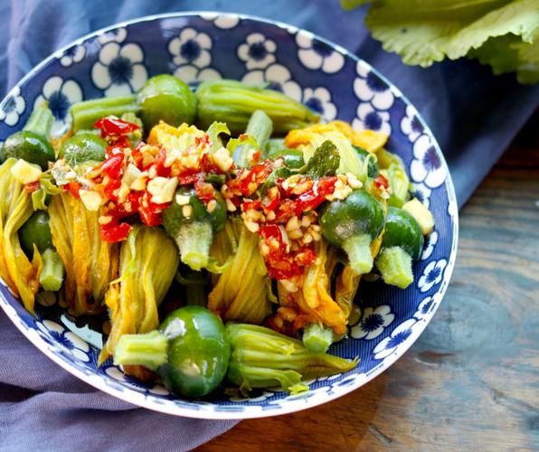 南瓜花怎么做好吃_南瓜花做法大全-第3张图片-山城妙识