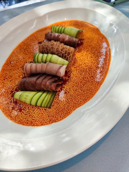 菜品摆盘花样有哪些_如何让家常菜瞬间高级-第2张图片-山城妙识 菜品摆盘花样有哪些_如何让家常菜瞬间高级-第2张图片-山城妙识