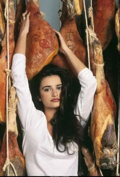 火腿火腿电影影评_西班牙导演比加斯·鲁纳-第1张图片-山城妙识 火腿火腿电影影评_西班牙导演比加斯·鲁纳-第1张图片-山城妙识