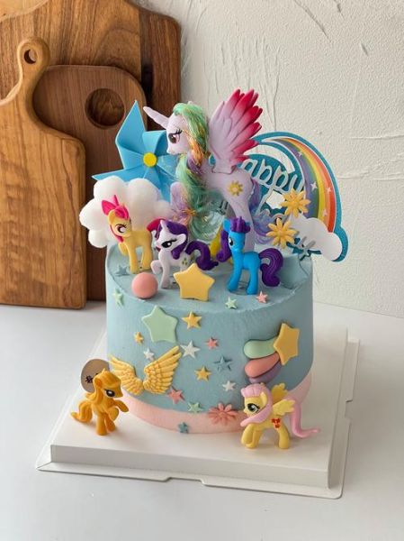 纸杯蛋糕小马宝莉怎么做_小马宝莉主题蛋糕装饰技巧-第2张图片-山城妙识 纸杯蛋糕小马宝莉怎么做_小马宝莉主题蛋糕装饰技巧-第2张图片-山城妙识