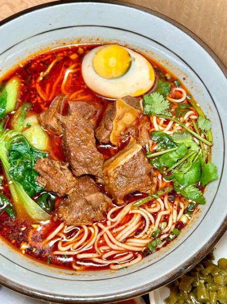 牛腩面怎么做好吃_牛腩面做法步骤详解-第2张图片-山城妙识 牛腩面怎么做好吃_牛腩面做法步骤详解-第2张图片-山城妙识