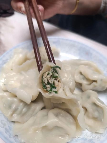 荠菜饺子加韭菜好吃吗_荠菜韭菜饺子怎么做-第1张图片-山城妙识 荠菜饺子加韭菜好吃吗_荠菜韭菜饺子怎么做-第1张图片-山城妙识