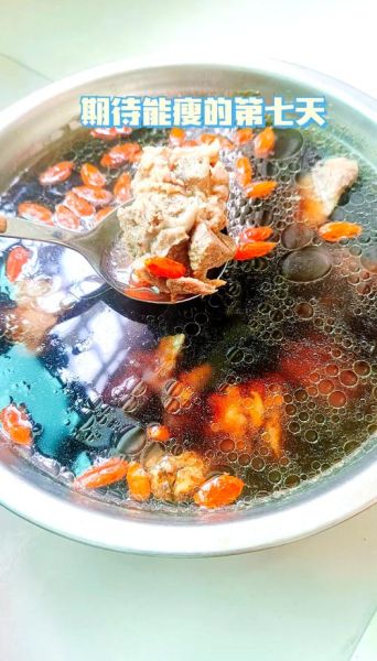 生地排骨汤怎么做_生地排骨汤的功效与禁忌-第2张图片-山城妙识 生地排骨汤怎么做_生地排骨汤的功效与禁忌-第2张图片-山城妙识