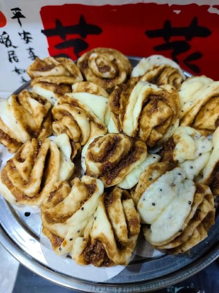 椒盐麻酱花卷怎么做_椒盐麻酱花卷的做法-第2张图片-山城妙识