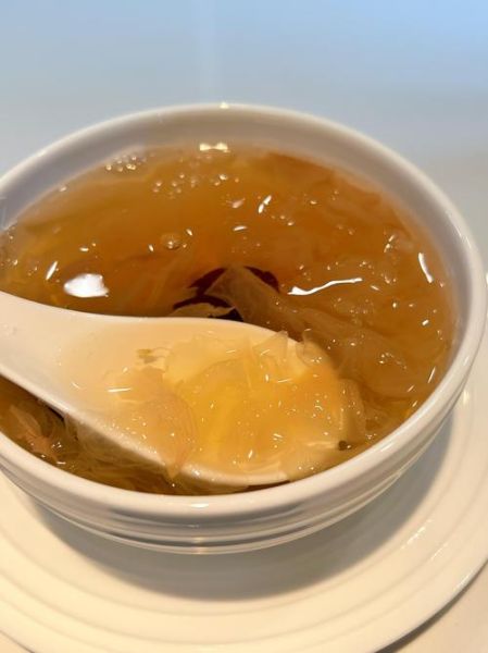 红糖银耳汤的功效与作用_红糖银耳汤怎么做-第1张图片-山城妙识 红糖银耳汤的功效与作用_红糖银耳汤怎么做-第1张图片-山城妙识