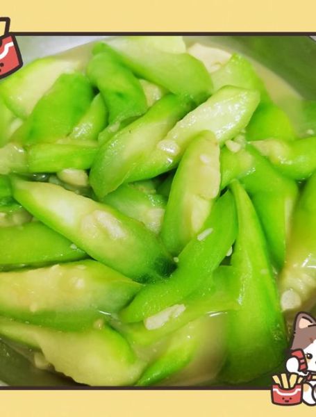 炒丝瓜还要焯水吗_丝瓜焯水好还是不焯水好-第2张图片-山城妙识