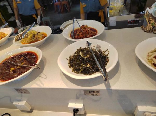 68元中式自助餐吃什么_68元自助餐厅推荐菜品-第2张图片-山城妙识 68元中式自助餐吃什么_68元自助餐厅推荐菜品-第2张图片-山城妙识