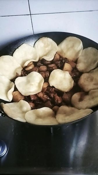 锅贴饼的家常做法_锅贴饼怎么做才酥脆-第1张图片-山城妙识 锅贴饼的家常做法_锅贴饼怎么做才酥脆-第1张图片-山城妙识