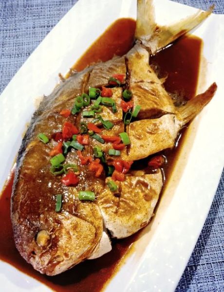 金鲳鱼怎么做好吃_清蒸金鲳鱼的做法窍门-第1张图片-山城妙识 金鲳鱼怎么做好吃_清蒸金鲳鱼的做法窍门-第1张图片-山城妙识