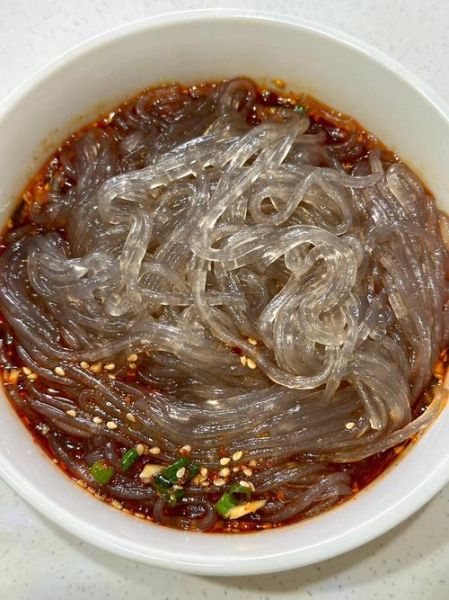 酸辣粉的汤汁怎么调_酸辣粉汤汁配方比例-第1张图片-山城妙识