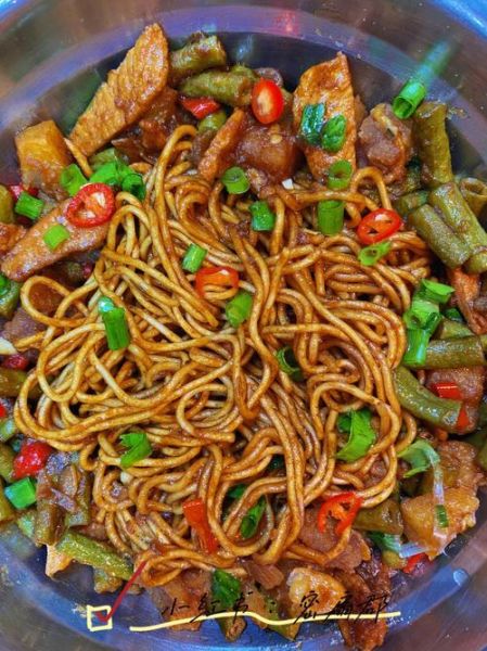 土豆豆角焖面怎么做_家常做法窍门-第2张图片-山城妙识