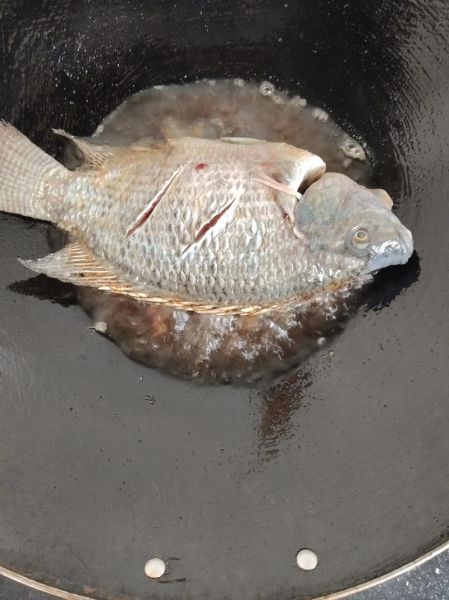 鱼怎么煎好吃又简单_煎鱼不破皮技巧-第3张图片-山城妙识