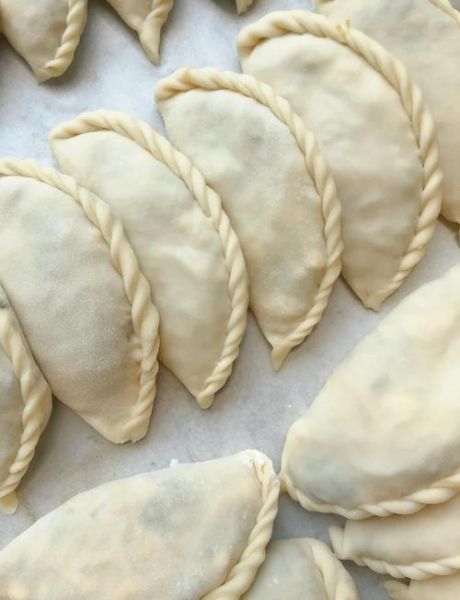 韭菜盒子怎么和面不破皮_韭菜盒子馅怎么调才鲜嫩-第1张图片-山城妙识 韭菜盒子怎么和面不破皮_韭菜盒子馅怎么调才鲜嫩-第1张图片-山城妙识