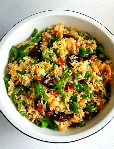 香肠炒鸡蛋怎么做_香肠炒鸡蛋的做法视频-第3张图片-山城妙识