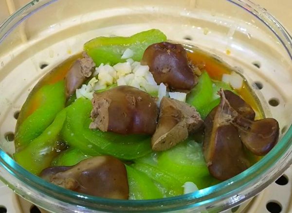 鲜鸡肝怎么炒好吃_鲜鸡肝怎么处理不腥-第3张图片-山城妙识 鲜鸡肝怎么炒好吃_鲜鸡肝怎么处理不腥-第3张图片-山城妙识