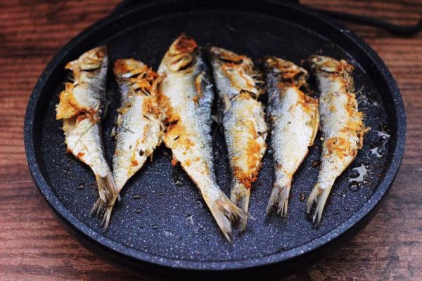 海鲫鱼怎么做好吃_海鲫鱼的家常做法大全-第1张图片-山城妙识