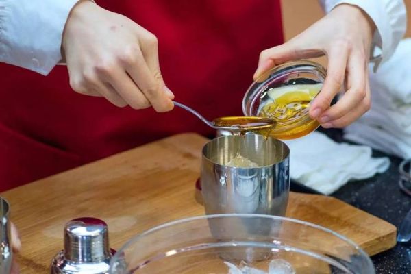 蛋蜜汁是生鸡蛋吗_孕妇能不能喝-第2张图片-山城妙识