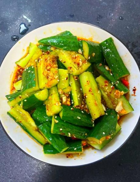 黄瓜凉拌怎么做最好吃_黄瓜凉拌需要焯水吗-第1张图片-山城妙识 黄瓜凉拌怎么做最好吃_黄瓜凉拌需要焯水吗-第1张图片-山城妙识