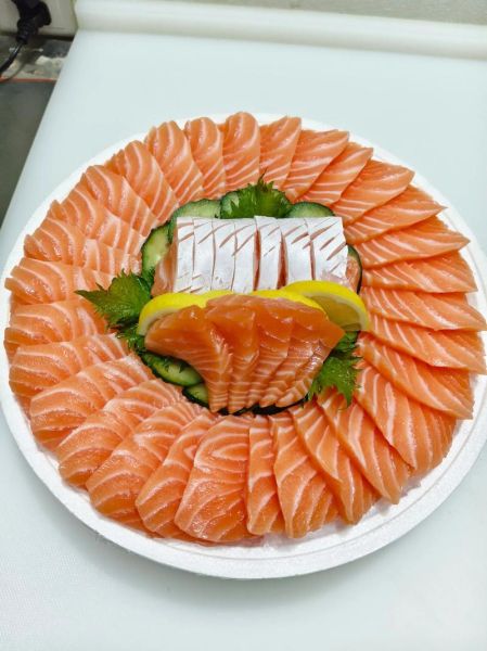 三文鱼刺身怎么做_如何挑选新鲜三文鱼-第3张图片-山城妙识