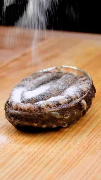 鲍鱼怎么处理最干净_鲍鱼怎么做才鲜嫩-第3张图片-山城妙识
