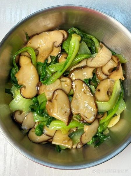香菇炒青菜热量_减肥能吃吗-第1张图片-山城妙识