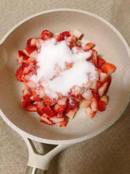 草莓酱po怎么做_草莓酱po保存多久-第2张图片-山城妙识