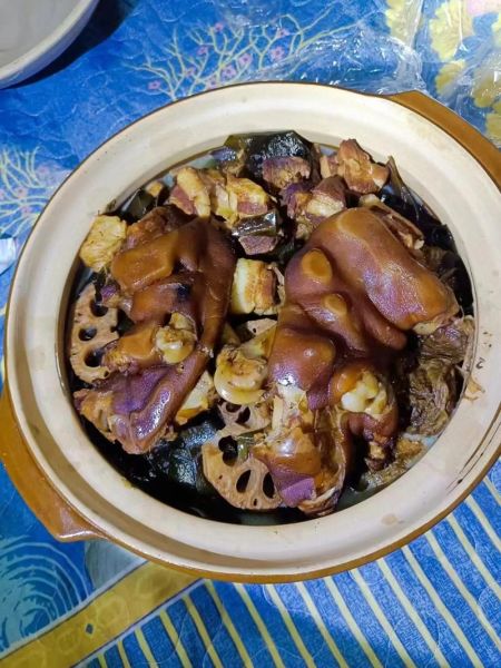 酥锅怎么做才正宗_酥锅正宗做法视频教程-第3张图片-山城妙识 酥锅怎么做才正宗_酥锅正宗做法视频教程-第3张图片-山城妙识