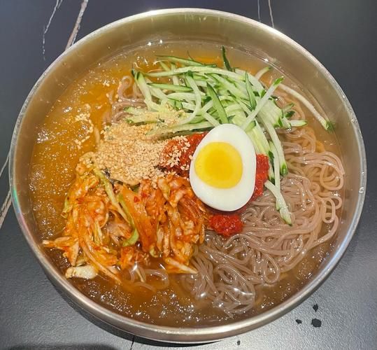 韩国冷面配料有哪些_正宗韩式冷面怎么做-第2张图片-山城妙识 韩国冷面配料有哪些_正宗韩式冷面怎么做-第2张图片-山城妙识