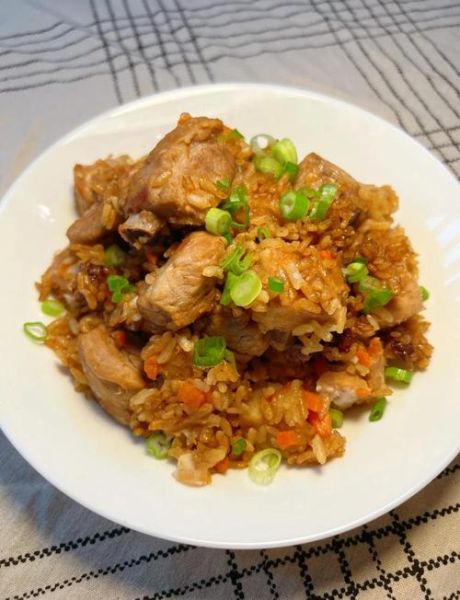 芋头排骨焖饭怎么做_电饭煲版详细步骤-第1张图片-山城妙识