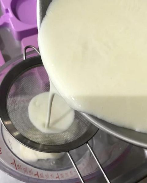 酸奶怎么做冰淇淋_酸奶冰淇淋做法窍门-第2张图片-山城妙识