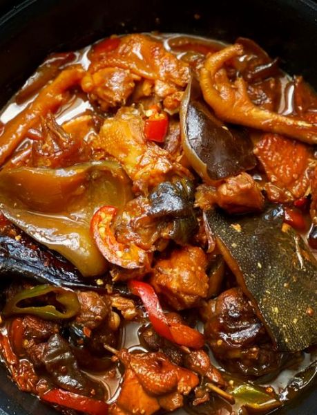 红烧甲鱼炖鸡怎么做_家常做法步骤详解-第1张图片-山城妙识 红烧甲鱼炖鸡怎么做_家常做法步骤详解-第1张图片-山城妙识