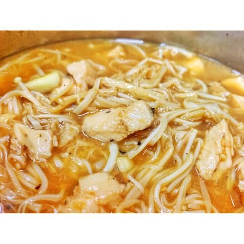 金针菇鸡汤怎么炖好喝_金针菇鸡汤的家常做法-第3张图片-山城妙识 金针菇鸡汤怎么炖好喝_金针菇鸡汤的家常做法-第3张图片-山城妙识