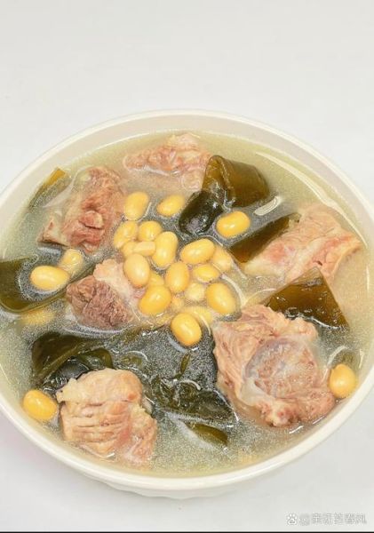 清炖海带排骨汤怎么做_海带排骨汤需要焯水吗-第1张图片-山城妙识 清炖海带排骨汤怎么做_海带排骨汤需要焯水吗-第1张图片-山城妙识