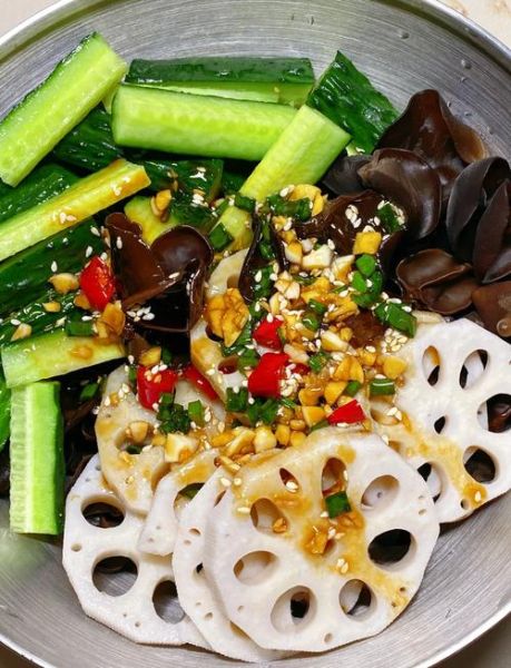 年夜饭凉菜菜谱大全_哪些凉菜最受欢迎-第1张图片-山城妙识