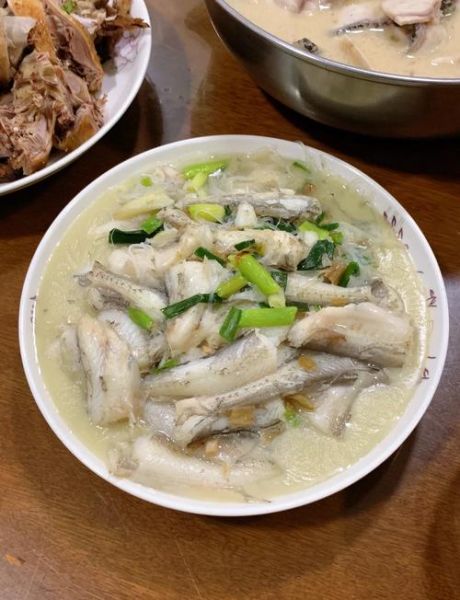 豆腐鱼怎么做好吃_家常豆腐鱼做法视频详解-第1张图片-山城妙识