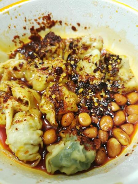 干拌红油抄手怎么做_红油抄手调料比例-第2张图片-山城妙识 干拌红油抄手怎么做_红油抄手调料比例-第2张图片-山城妙识