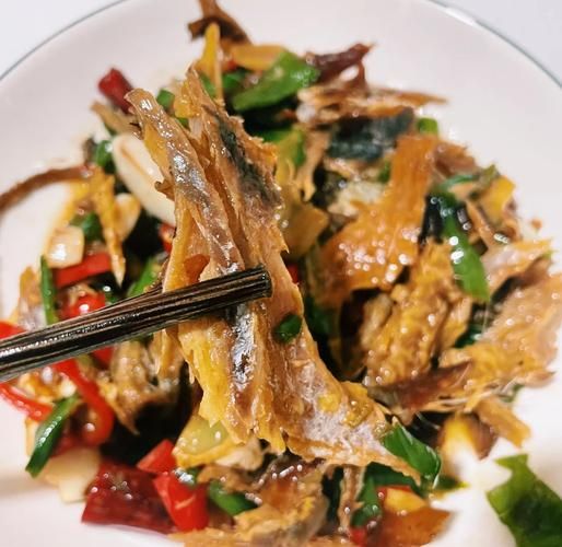 晒干的熏鱼怎么吃_熏鱼干怎么做好吃-第2张图片-山城妙识 晒干的熏鱼怎么吃_熏鱼干怎么做好吃-第2张图片-山城妙识