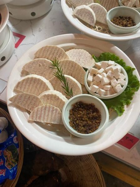 荔浦芋头怎么做好吃_荔浦芋头蒸多久才软糯-第2张图片-山城妙识 荔浦芋头怎么做好吃_荔浦芋头蒸多久才软糯-第2张图片-山城妙识