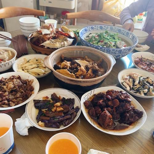 过年团圆饭图片_怎么拍才好看-第1张图片-山城妙识 过年团圆饭图片_怎么拍才好看-第1张图片-山城妙识