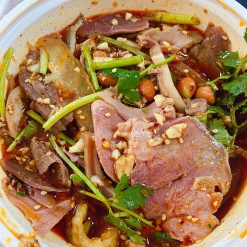 紫燕百味鸡夫妻肺片有什么材料_正宗配方揭秘-第2张图片-山城妙识 紫燕百味鸡夫妻肺片有什么材料_正宗配方揭秘-第2张图片-山城妙识