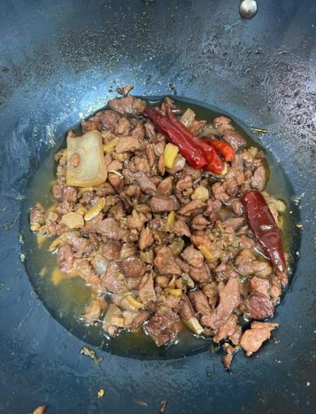 四川炒臊子正宗做法_臊子怎么炒才香-第1张图片-山城妙识 四川炒臊子正宗做法_臊子怎么炒才香-第1张图片-山城妙识