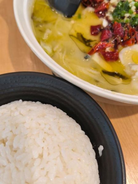 酸菜鱼米线加盟多少钱_加盟流程是什么-第1张图片-山城妙识 酸菜鱼米线加盟多少钱_加盟流程是什么-第1张图片-山城妙识