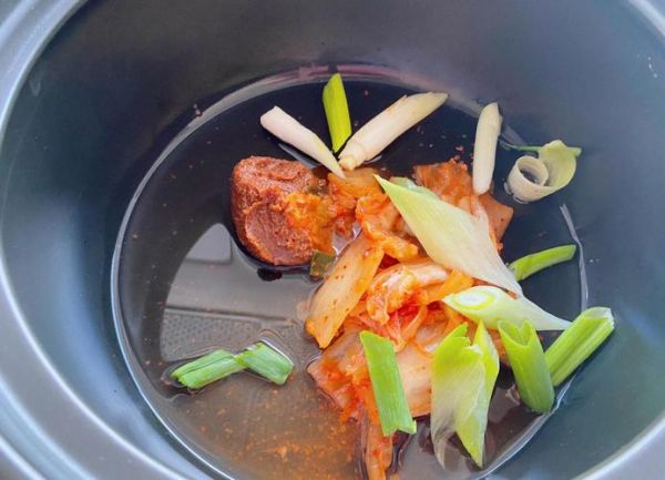 韩国泡菜汤怎么做_正宗泡菜汤用什么泡菜-第2张图片-山城妙识 韩国泡菜汤怎么做_正宗泡菜汤用什么泡菜-第2张图片-山城妙识